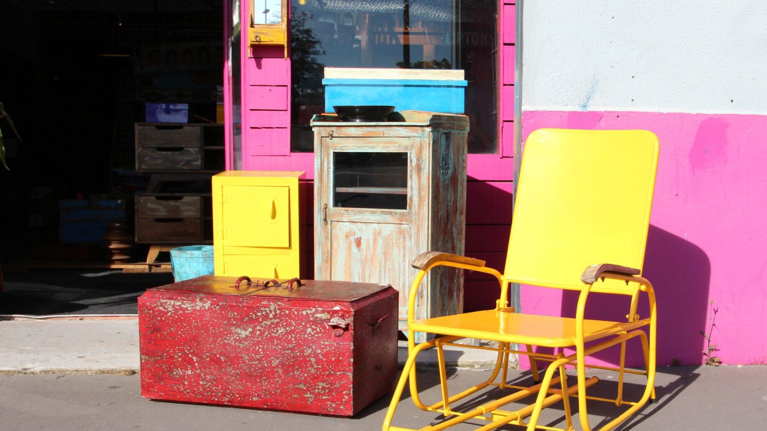 How to choose ecological furniture?