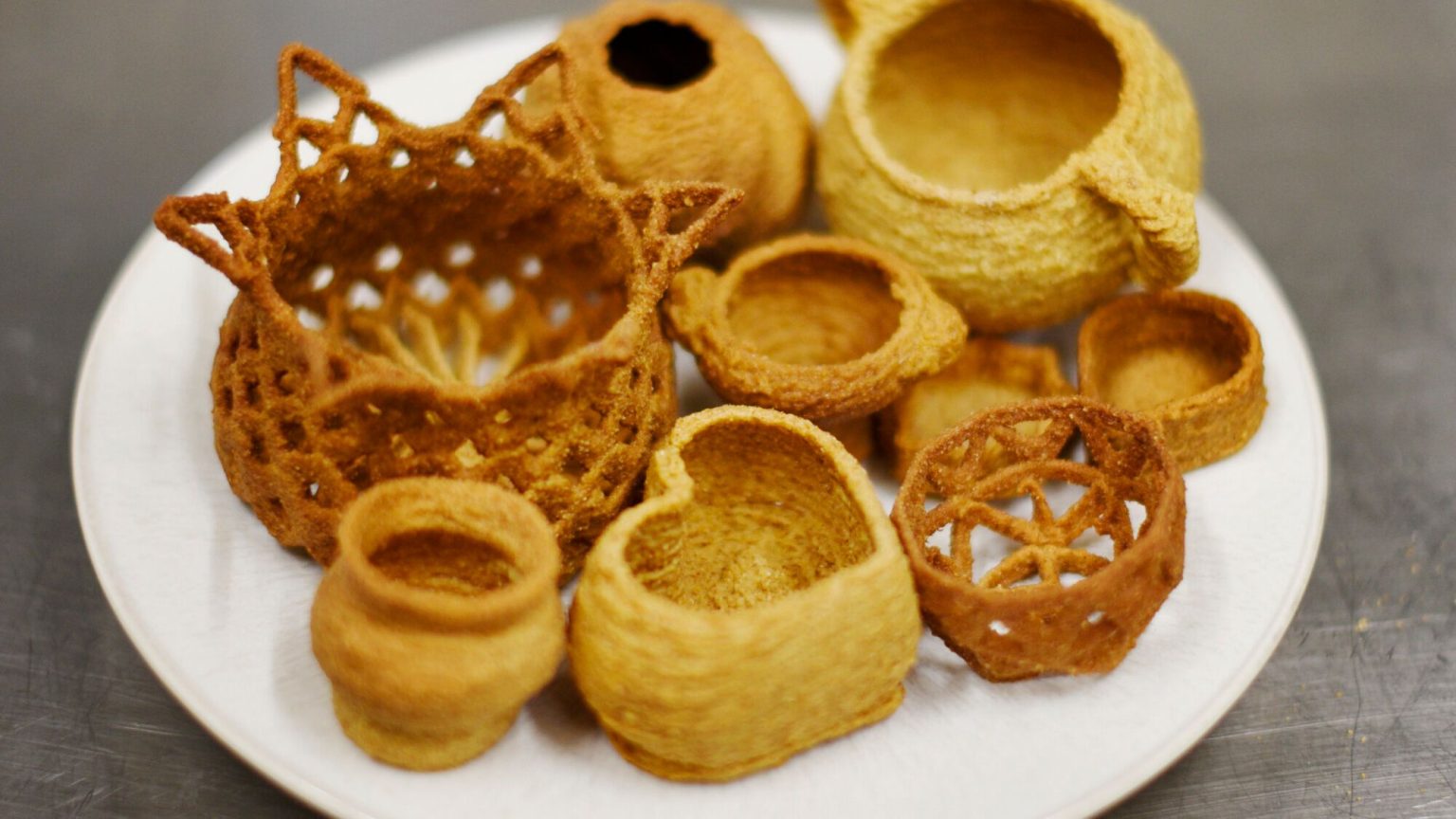 In Louviers, these magnificent cakes are made using a 3D printer