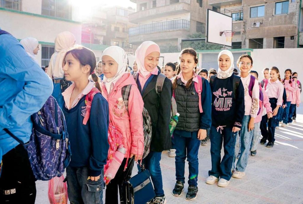 In Syria, refugees return to their land to rebuild